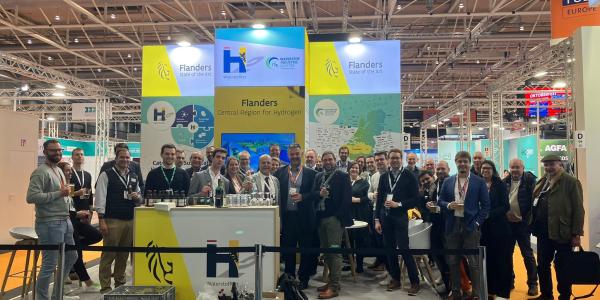 In collaboration with Flanders Technology & Trade, WaterstofNet ...